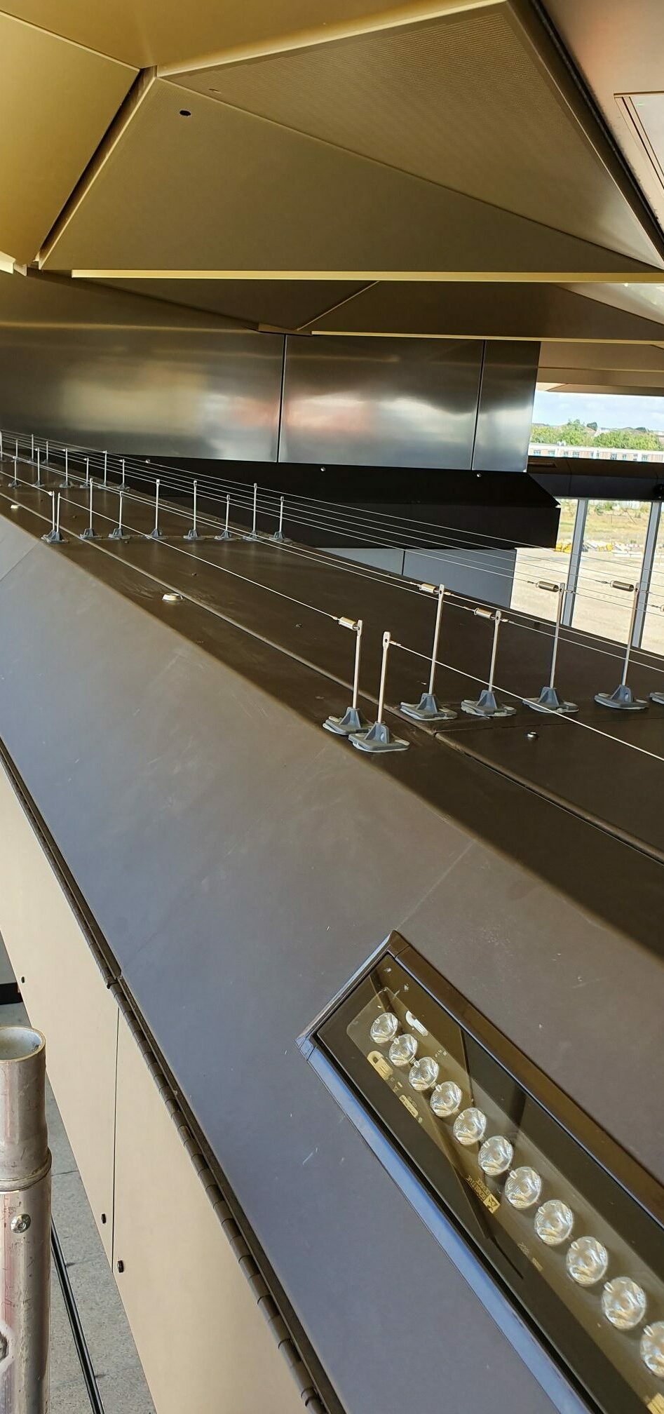 Bird Mesh, Spikes and Wire Deterrent for Bird Proofing Buildings